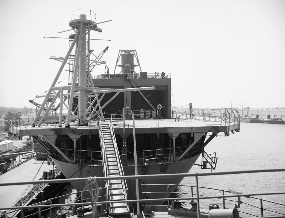 USNS Wheeling (T-AGM 8) Class: Photographs