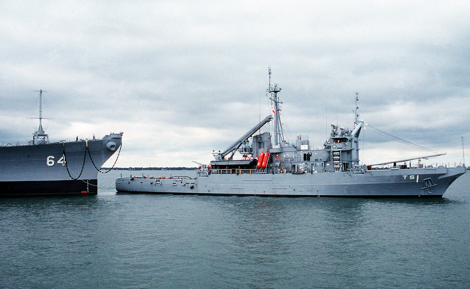 USS Edenton (ATS 1) Class: Photographs